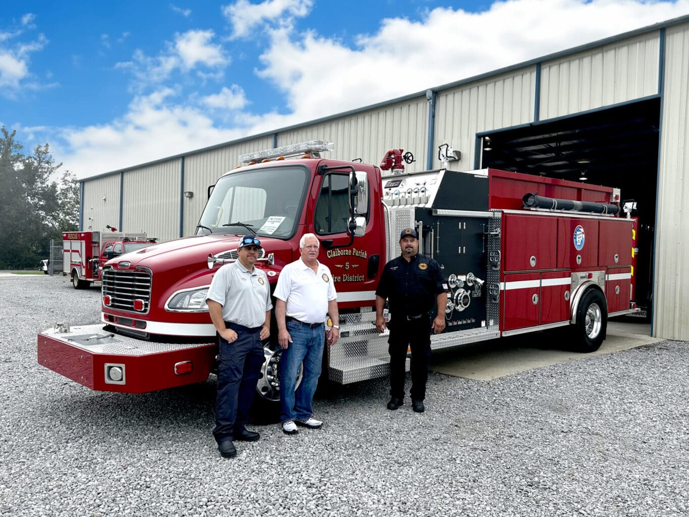 Claiborne Parish Fire District 5 - Ferrara 1500 Gallon Tanker Fire ...