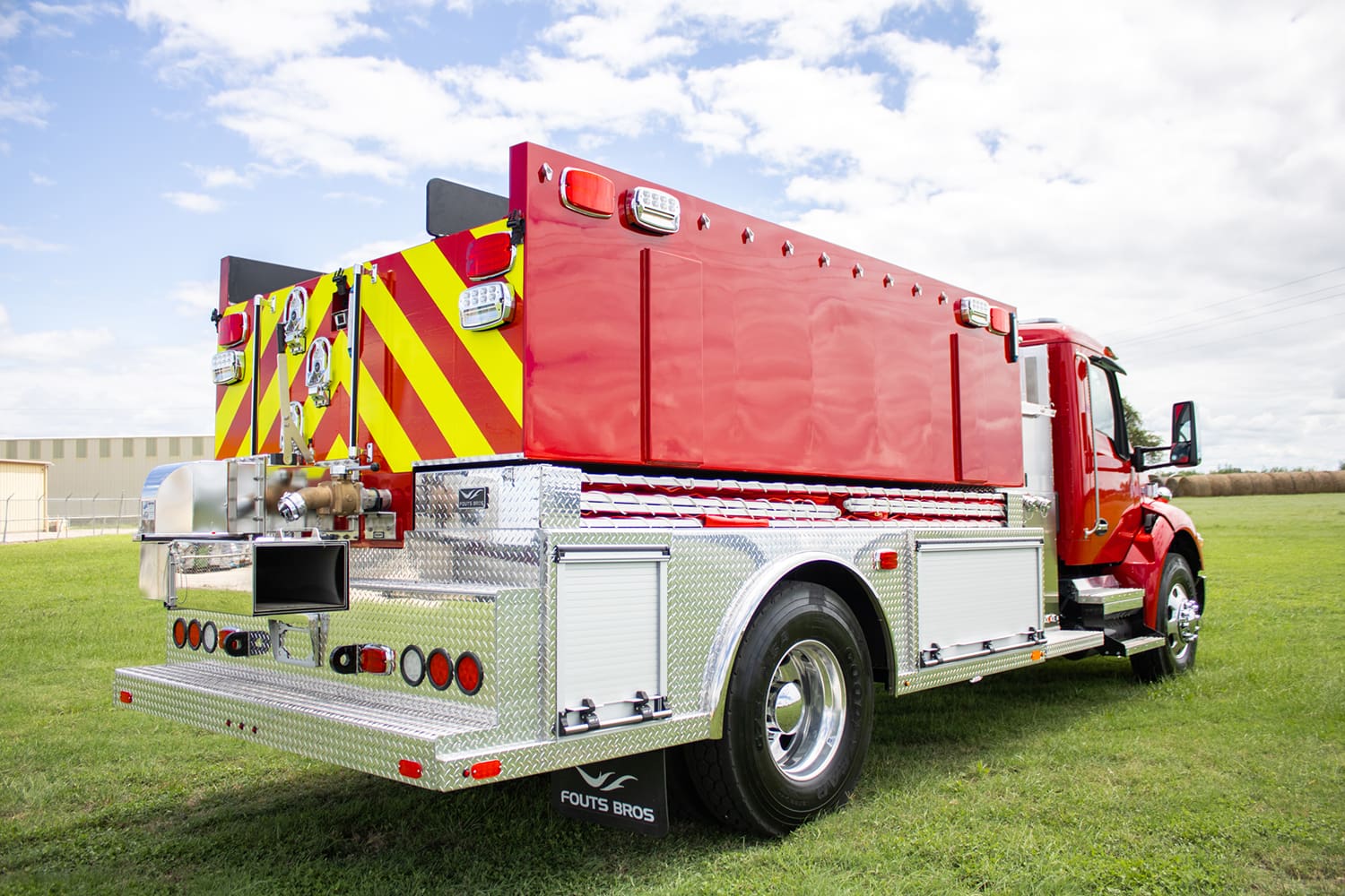 Dover Volunteer Fire Department Adds Fouts 2,000 Gallon Tanker to Fleet